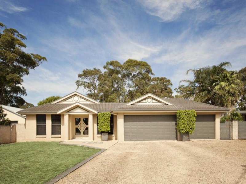 12 Tahlee Place, Medowie, NSW 2318 - Property Details