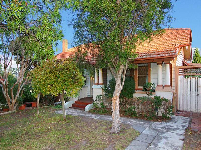 7 Xavier Grove, Reservoir, VIC 3073 - realestate.com.au