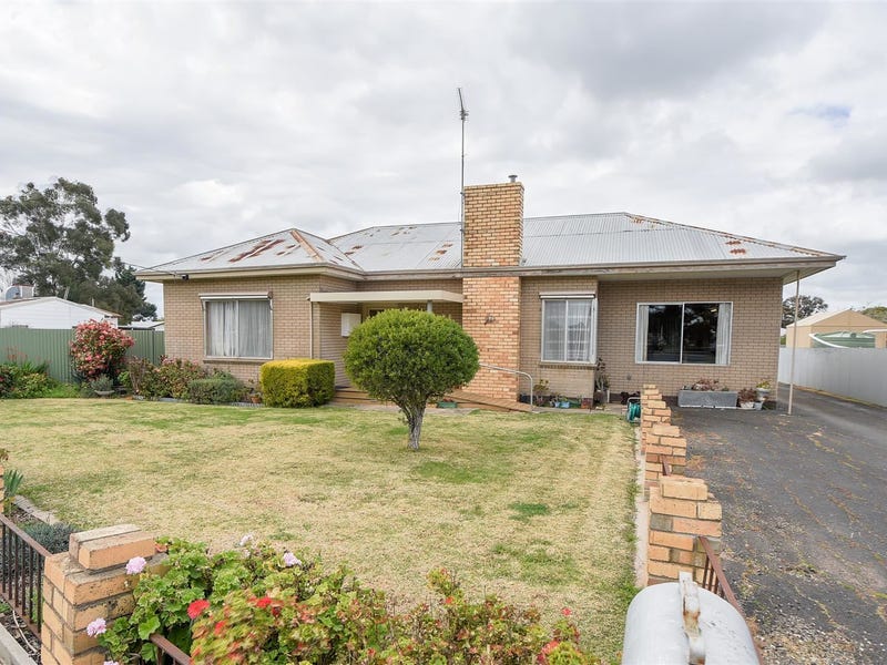 92 Kalkee Road, Horsham, Vic 3400 - Property Details
