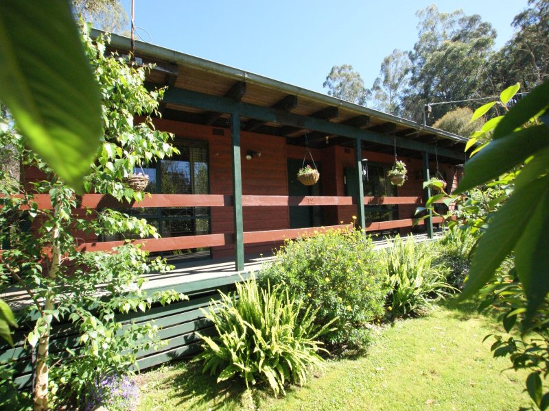 12 Ronald Grove, Millgrove, Vic 3799 - Property Details