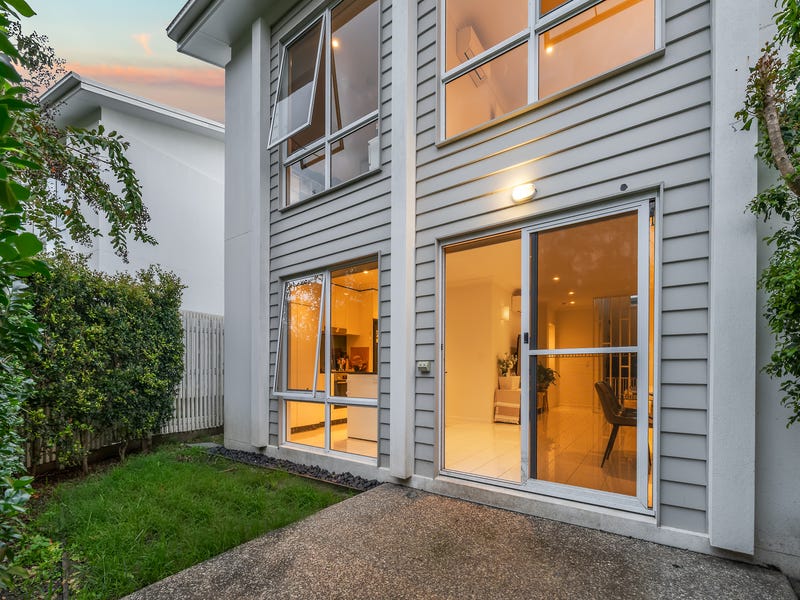 105 Forest Drive, Pimpama, Qld 4209 - Property Details