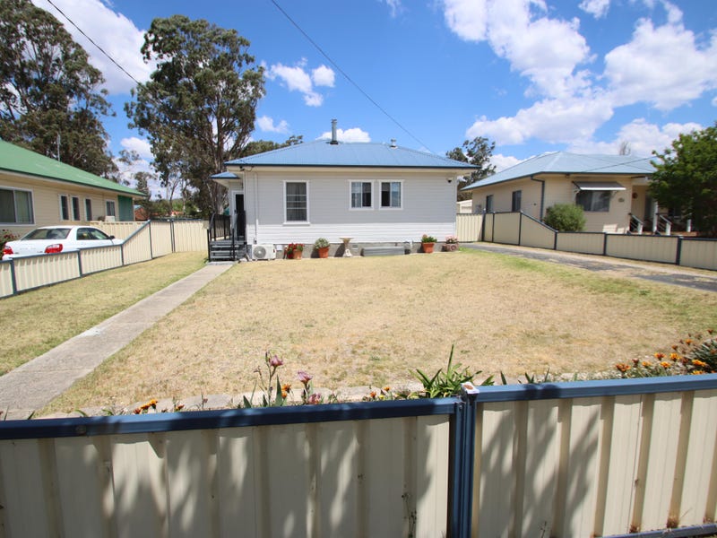 153 Miles Street, Tenterfield, NSW 2372 - Property Details