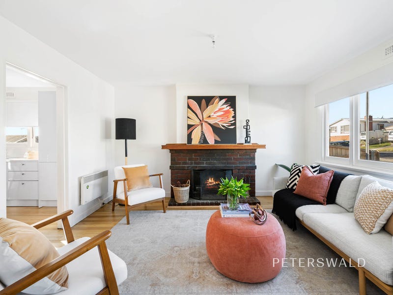 1 / 60 Montrose Road, Montrose, Tas 7010 - Property Details