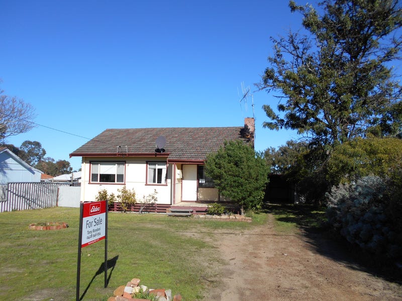 16 Bowden Terrace, Katanning, WA 6317 - Property Details