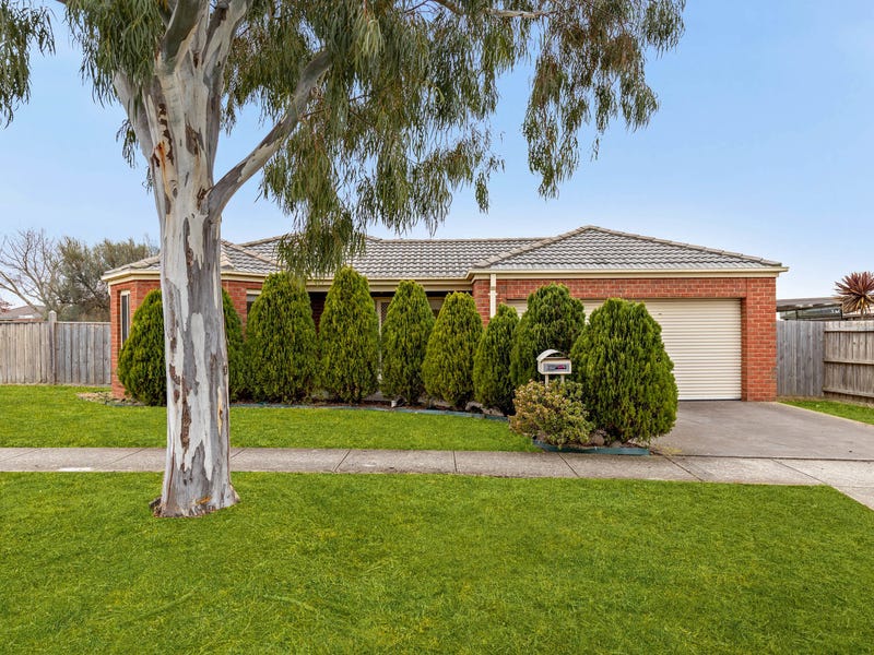 44 Burge Drive, Sunbury, Vic 3429 - Property Details