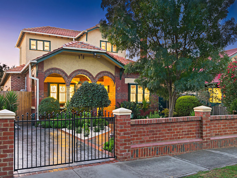 33-excelsior-street-reservoir-vic-3073-realestate-au