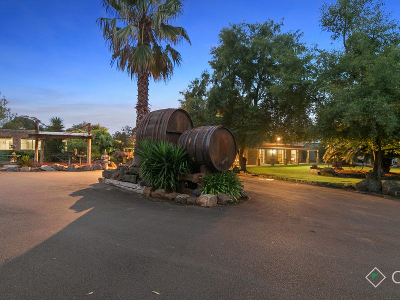 13 Finsbury Road, Devon Meadows, VIC 3977 - realestate.com.au