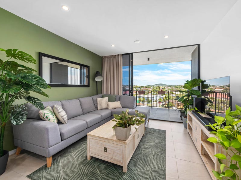 708/8 Zillah Street, Greenslopes, Qld 4120 - Property Details