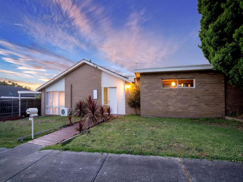 2 Geneva Court, Frankston, Vic 3199 - Property Details