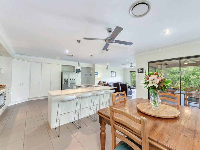 10 Ironbark Circuit, Everton Hills, QLD 4053 - realestate.com.au
