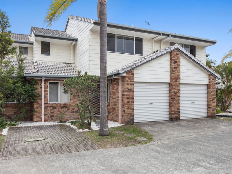 2/20 Huth Street, Labrador, Qld 4215 - Property Details