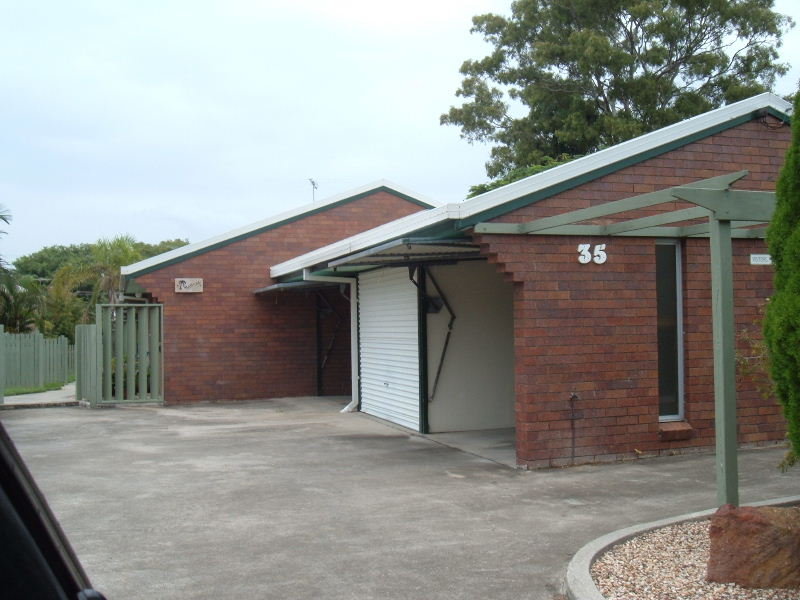 1/35 Shields Street, Redcliffe, QLD 4020 - realestate.com.au