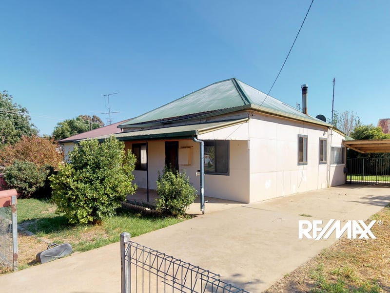 12 Fitzroy Street, Junee, NSW 2663 - Property Details