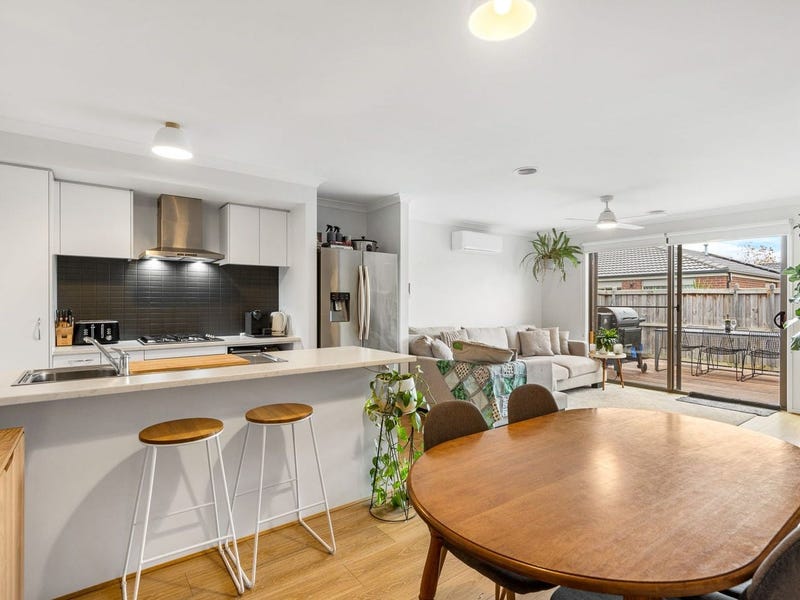60 Precinct Road, Charlemont, Vic 3217 - Property Details