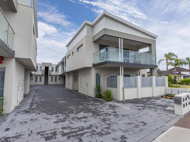 5/320 Walter Road West, Morley, WA 6062 - Property Details