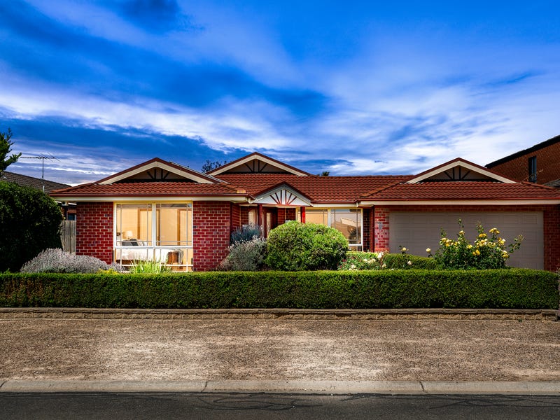 8 Incana Close, Hoppers Crossing, VIC 3029 - realestate.com.au
