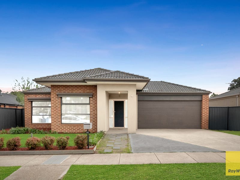 42 Hummingbird Boulevard, Tarneit, Vic 3029 - Property Details