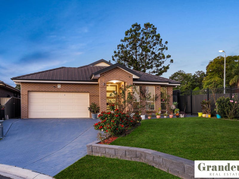 11 Chivers Place, Ingleburn, NSW 2565 - Property Details