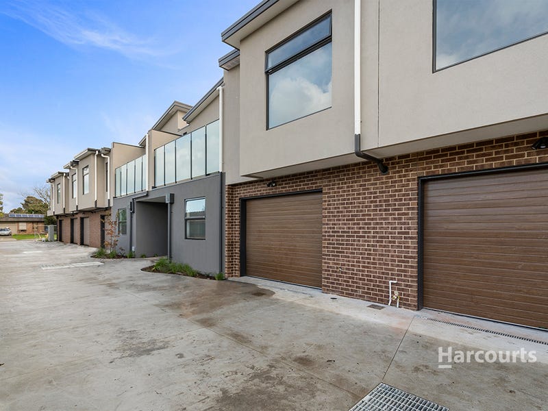 4/27 Lyall Street, Cranbourne, Vic 3977 - Property Details