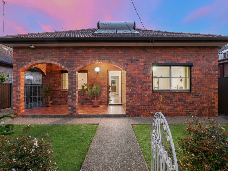 9 Forster Street, Mascot, NSW 2020 - Property Details