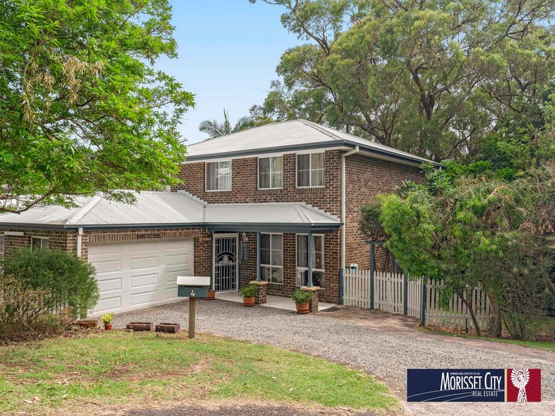 4 Mooranga Road, Mirrabooka, NSW 2264 - Property Details