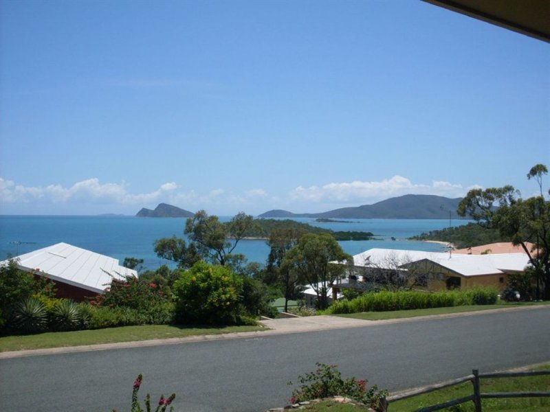 20 Blackcurrant Drive, Hideaway Bay, QLD 4800 - realestate.com.au