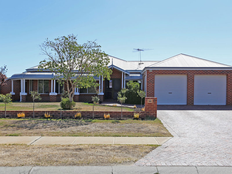 4 Fairway Circle, Connolly, WA 6027 - Property Details