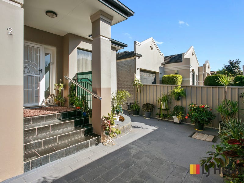 2/43 Junction Road, Beverly Hills, NSW 2209 - realestate.com.au