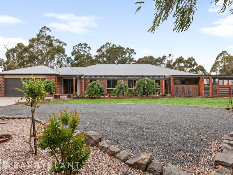 32 Mill Road, Kilmore, Vic 3764 - Property Details