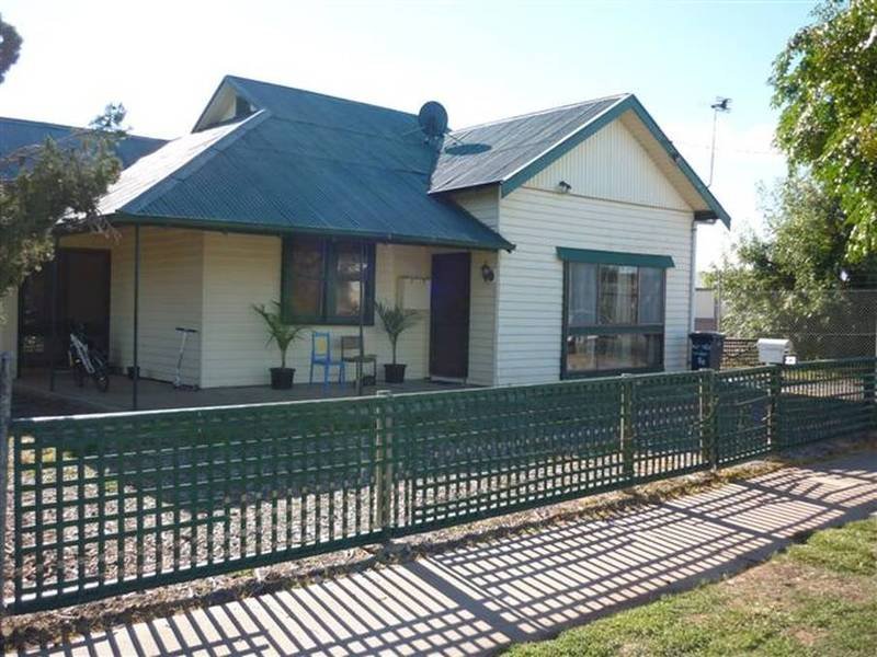 23 Napier Street, Donald, Vic 3480 - Property Details