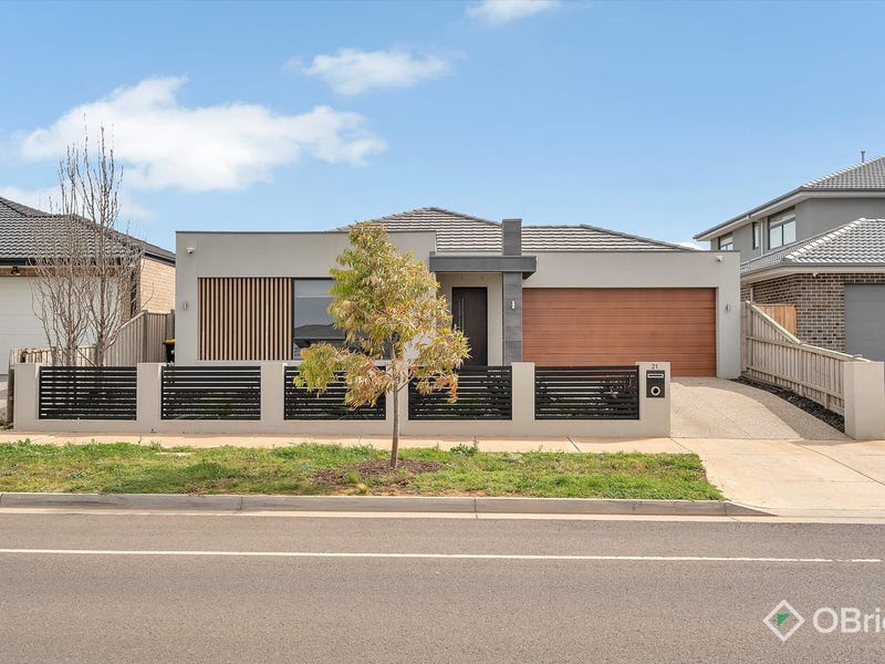 21 Carnation Drive, Rockbank, Vic 3335 - Property Details