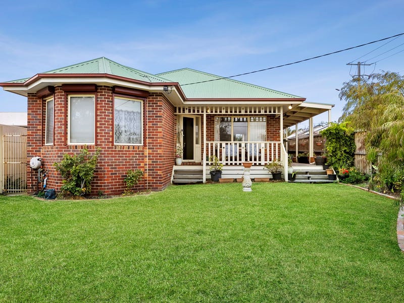 15 Zeally Bay Road, Torquay, VIC 3228 - realestate.com.au