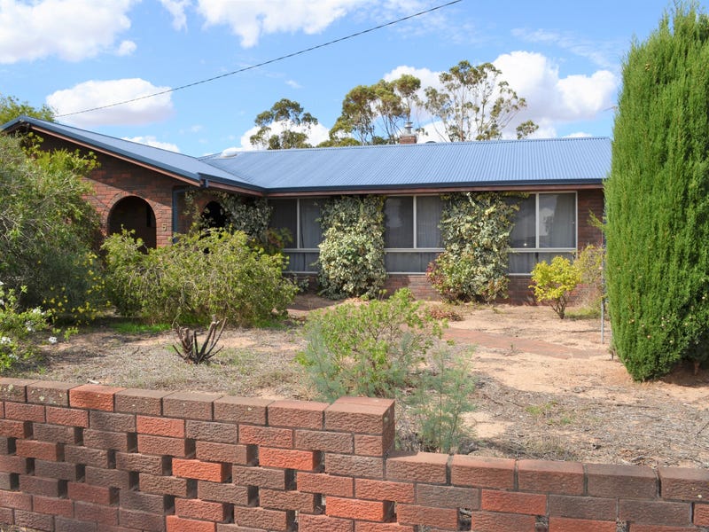 5 Derrick Street, Jerramungup, WA 6337 - realestate.com.au