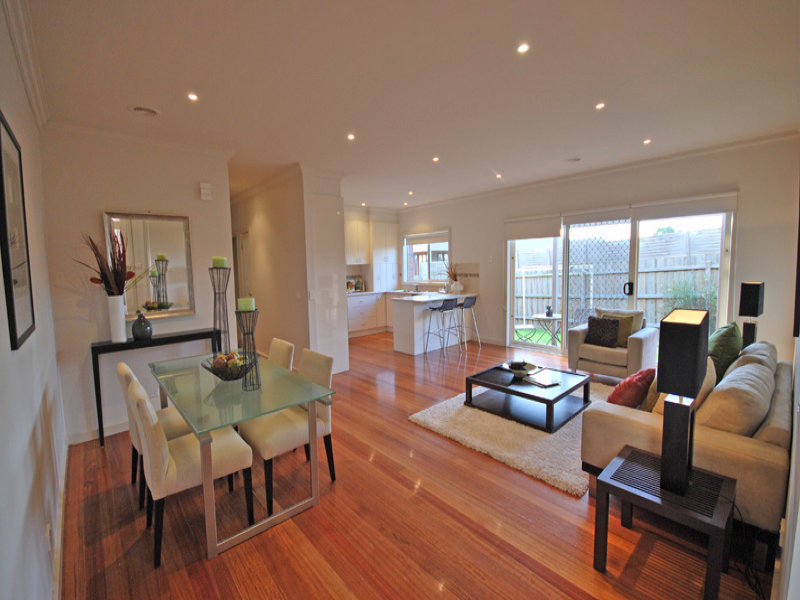 2/9-11 Woolert St, Ashwood, Vic 3147 - Property Details