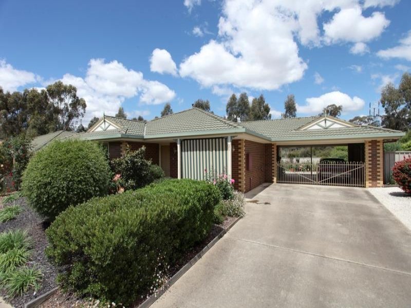 21 Wingoon Drive, Eaglehawk, Vic 3556 - Property Details