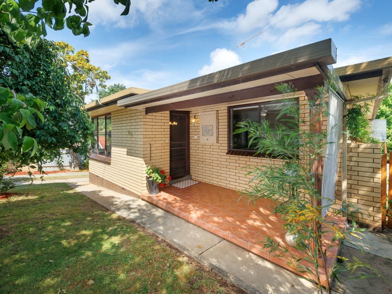 20 Matonga Street, Tallangatta, Vic 3700 - Property Details