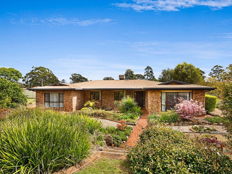 4 Blue Gum Drive, Highfields, Qld 4352 - Property Details