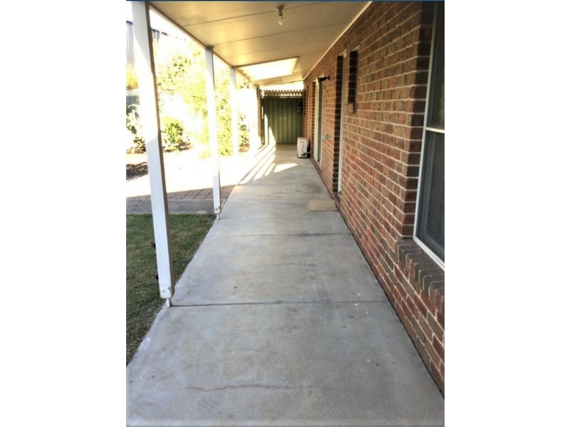 16 Maple Court, Myrtleford, VIC 3737 - realestate.com.au