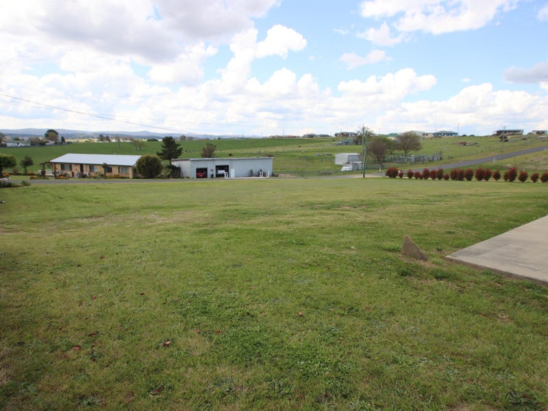 145 Wood Street, Tenterfield, NSW 2372 - realestate.com.au