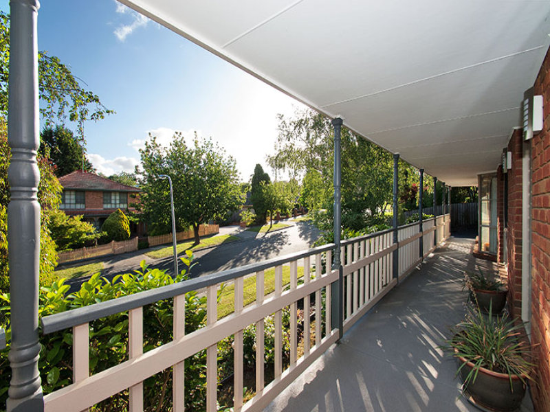 1 Jessica Mews, Berwick, Vic 3806 - Property Details
