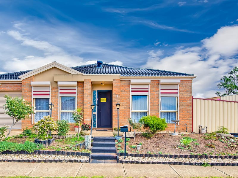 9 Lazor Street, Truganina, VIC 3029 - realestate.com.au