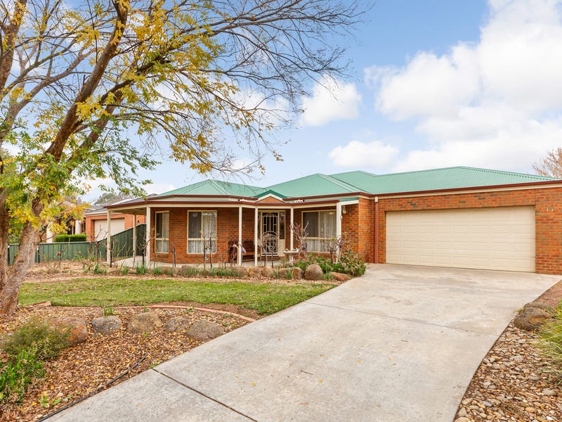 11 Clarendon Close, Strathfieldsaye, VIC 3551 - realestate.com.au