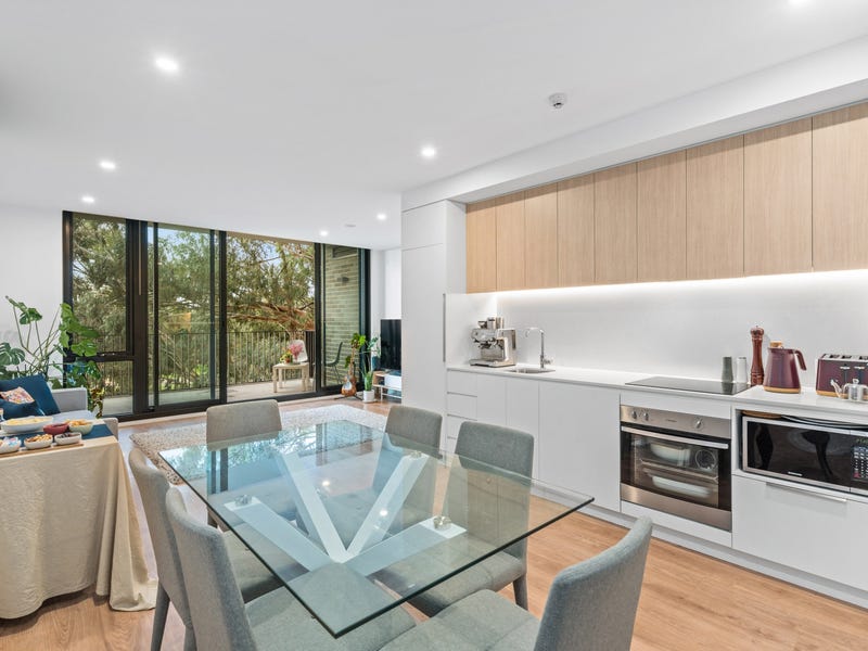 202/89 Buchanan Drive, Woodforde, SA 5072 - Property Details