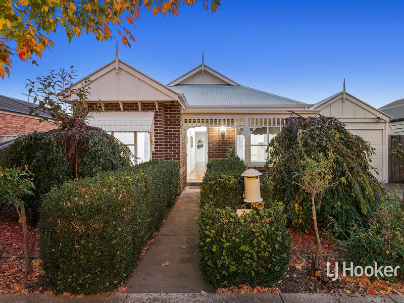7 Dorrington Street, Point Cook, VIC 3030 - realestate.com.au