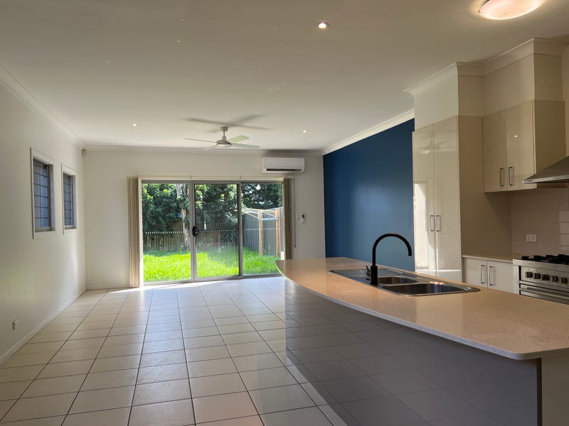 17 Nevenia Street, Labrador, QLD 4215 - realestate.com.au