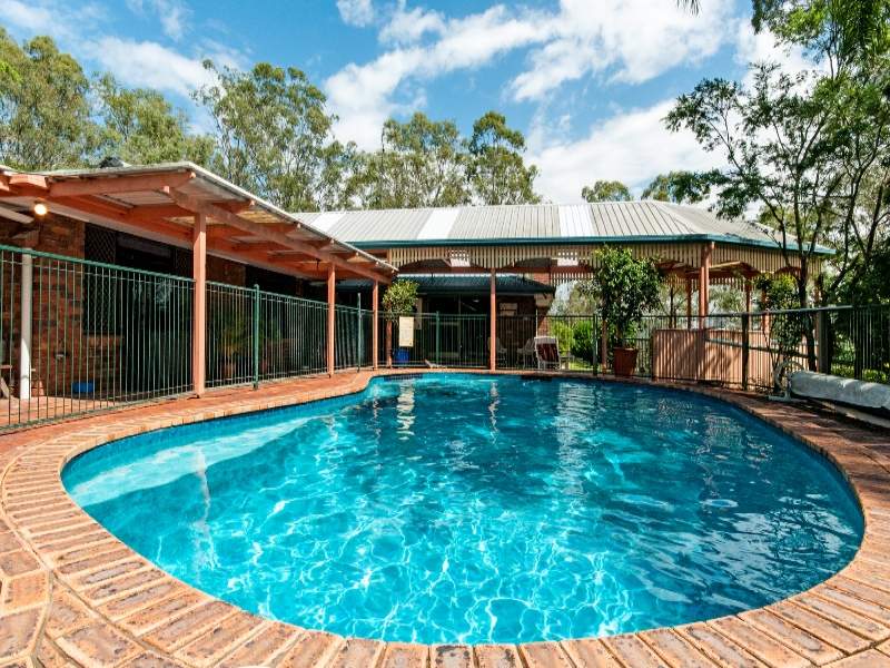 21 Skyline Drive, Kholo, Qld 4306 - Property Details