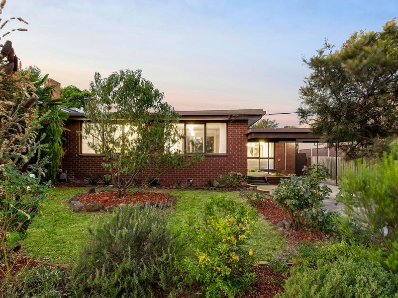 16 Warren Road, Viewbank, Vic 3084 - Property Details