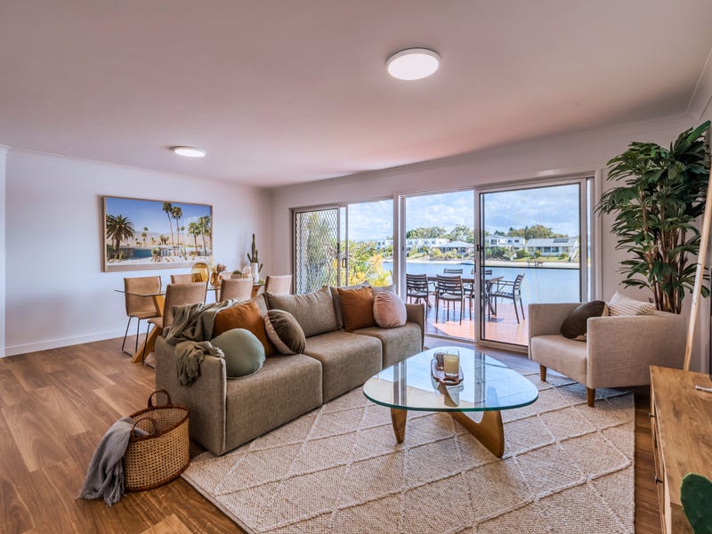 6/20 Aquila Court, Mermaid Waters, Qld 4218