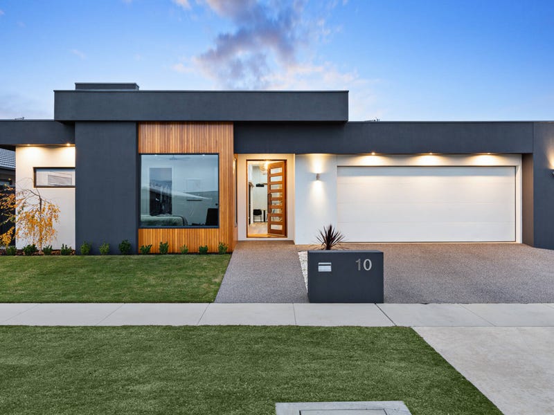 10 Beaston Way, Lucas, VIC 3350 - realestate.com.au