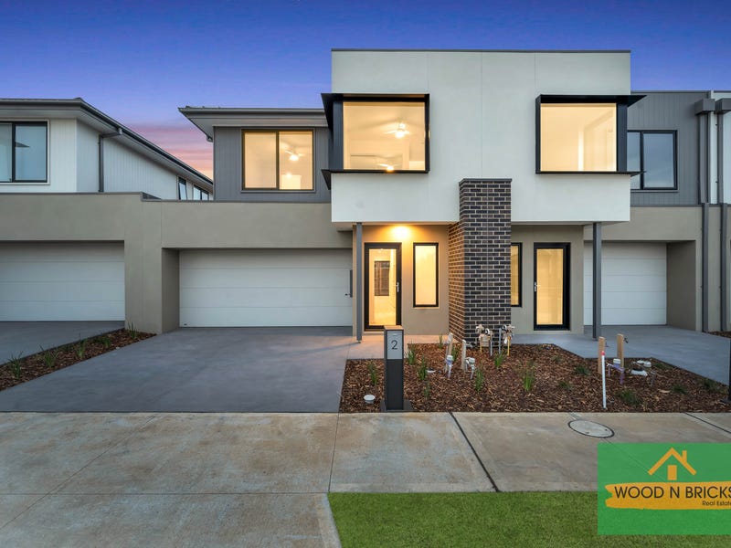 Real Estate & Property for Sale in Clyde North, VIC 3978 (+4 locations ...